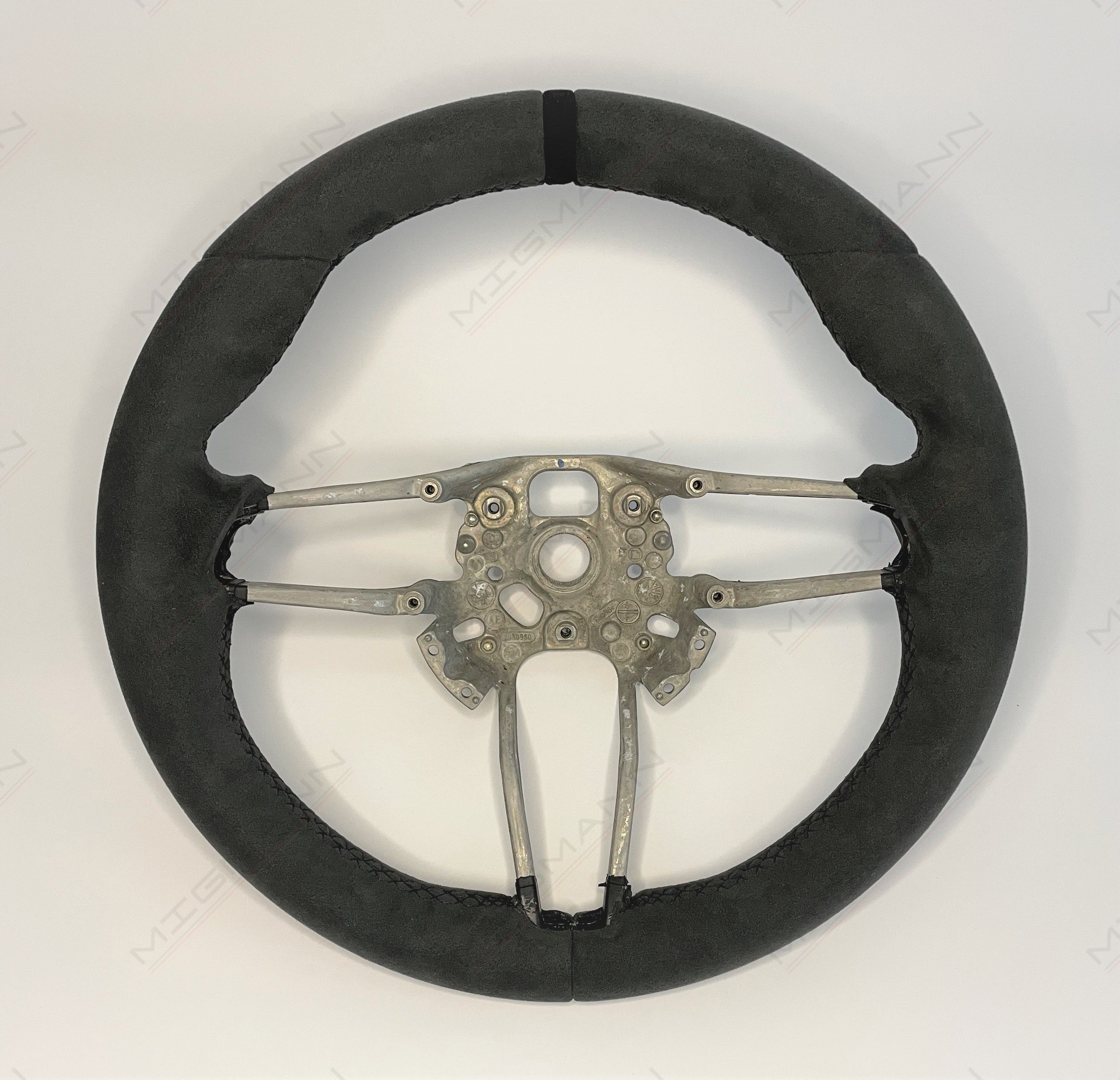Empty Steering Wheels (Rims Only) – MIGMANN