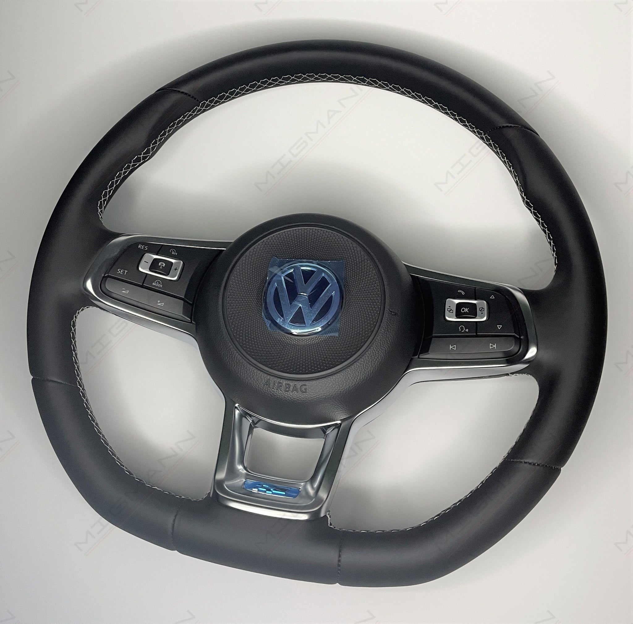 Volkswagen R-line Steering Wheel | MIGMANN